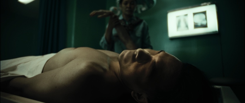 SAMMI, WHO CAN DETACH HIS BODY PARTS